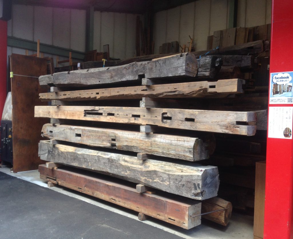 Antique Wood Store – 翠紅舎-Suikoushya-